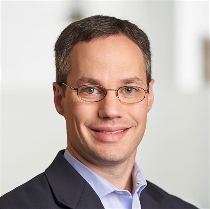 Christopher Loose Net Worth, Biography, and Insider Trading