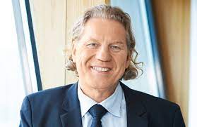 Stephen Owen Net Worth, Biography, and Insider Trading