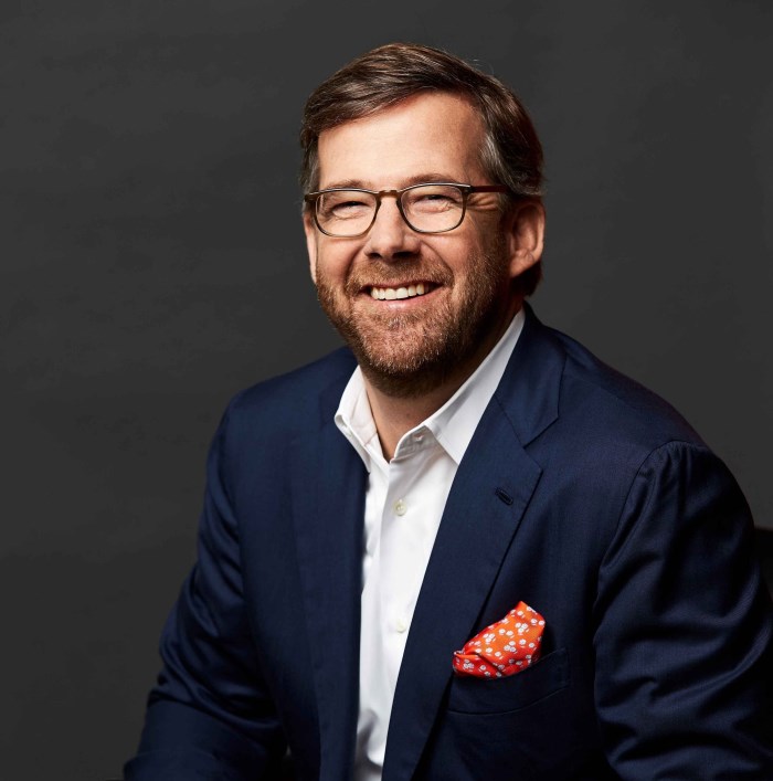 David Hatfield Net Worth, Biography, and Insider Trading